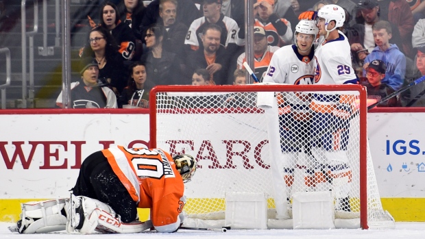 Nelson scores twice, Islanders rout Flyers - TSN.ca Nelson scores twice, Islanders rout Flyers - TSN.ca