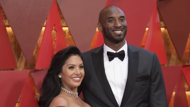 Kobe Bryant Widow Awarded 16m In Trial Over Crash Photos Tsn Ca