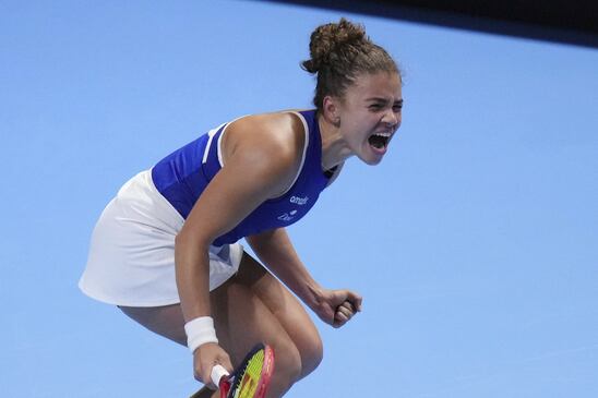 Canadians Cadence Brace, Carol Zhao advance to second round of women's ...